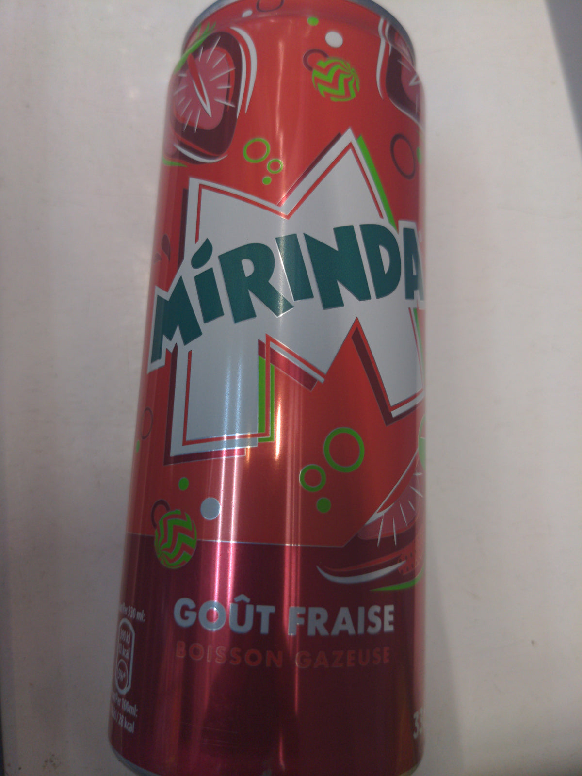 Miranda Strawberry Can 330ml — Coopers Of Barnet